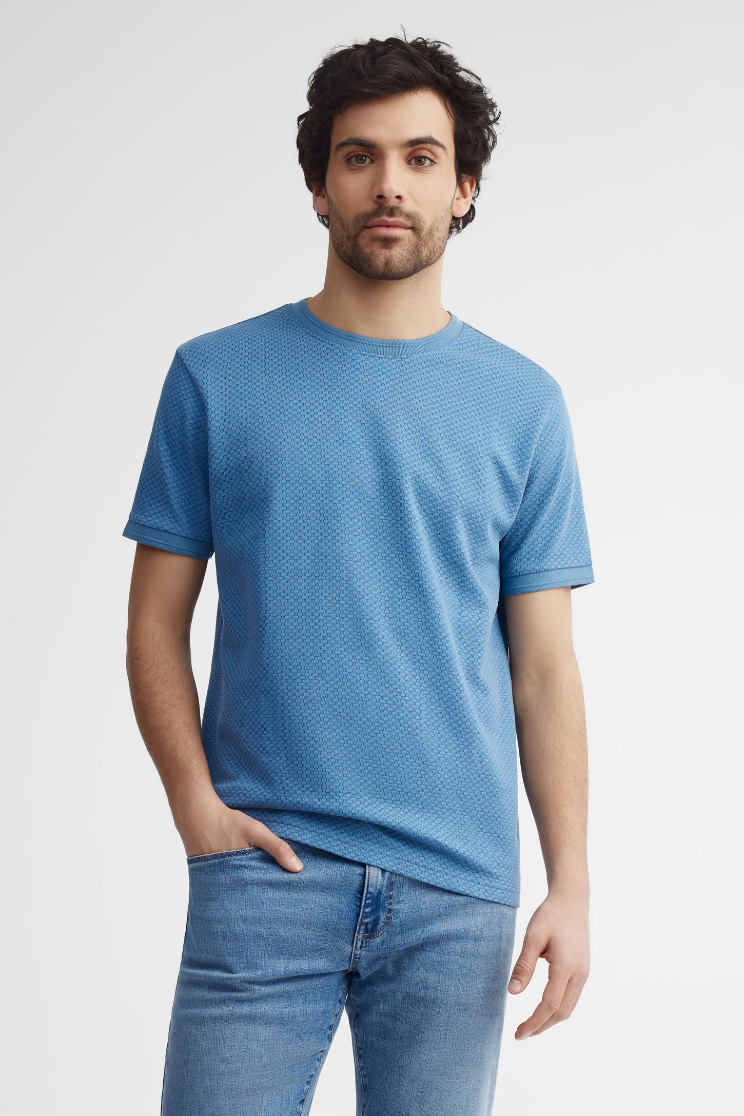 Crewneck textured knit t-shirt - Men – Aubainerie