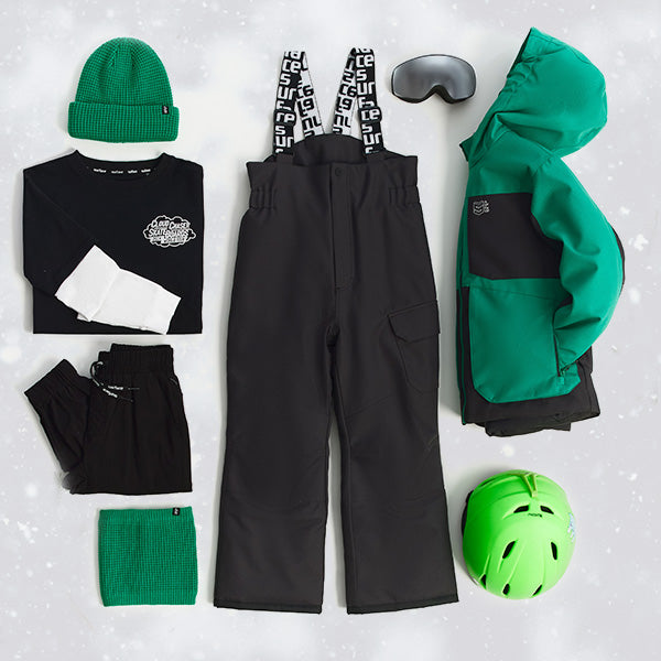 Discover all our clothing for teenage girls and boys